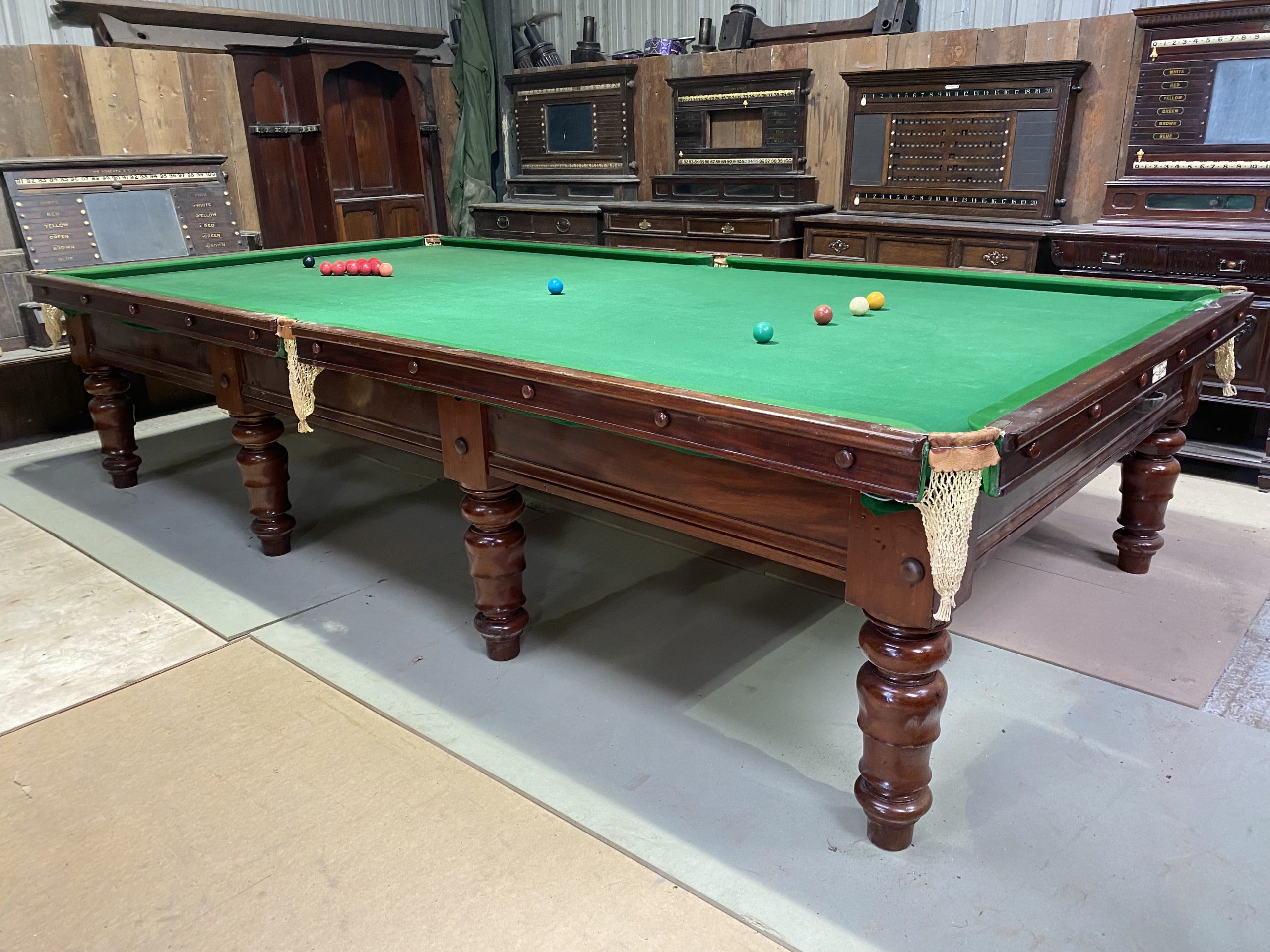 Antique Early Victorian Thurston mahogany 12ft table - John Bennett ...