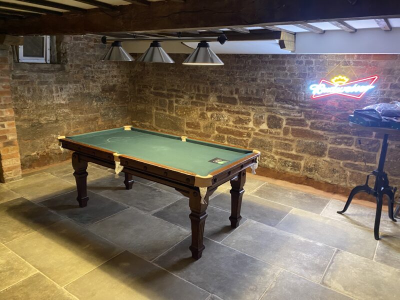 6ft Antique Riley Oak billiard/dining table - John Bennett Billiards